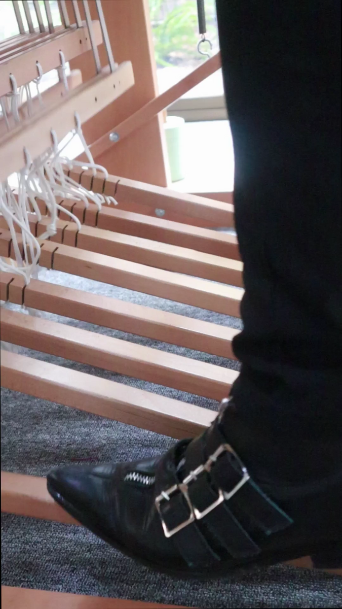 Yes, you can weave wearing winklepickers! – Threefold Designs